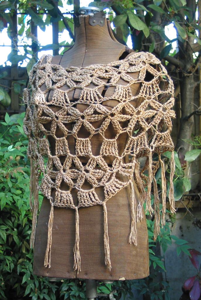 Floral Mini Poncho – Stitch Diva Studios